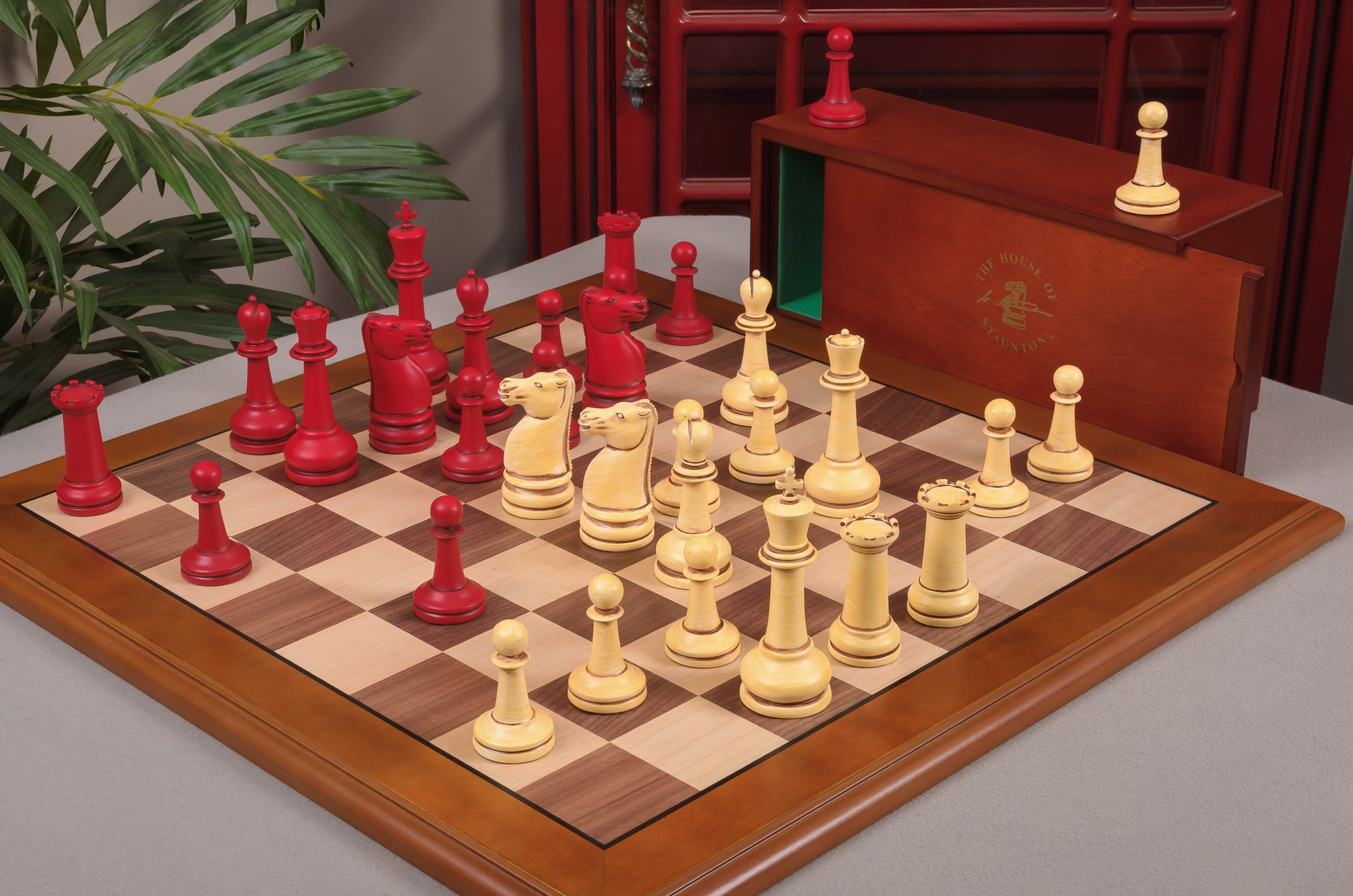 The Large Classical Staunton Series Chess Set and Board Combination ...